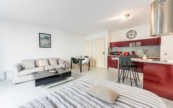 Chic Appartement, Saint Tropez, Place Des Lices - Saint-Tropez