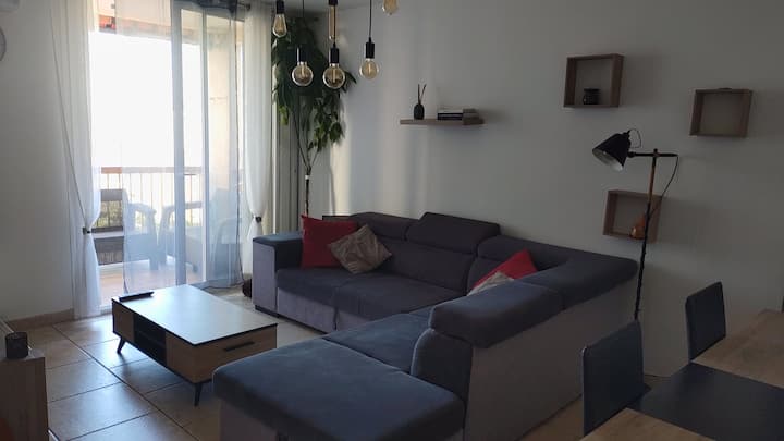 Logement Calme Et Confortable - La Garde