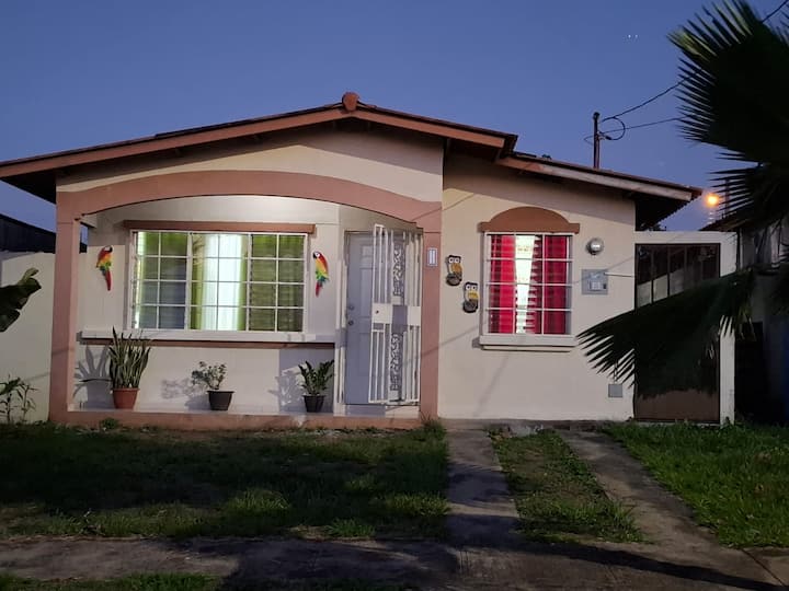 Casa Completa Y Acogedora Cerca A Tocumen Airport - Tocumen Airport (PTY)