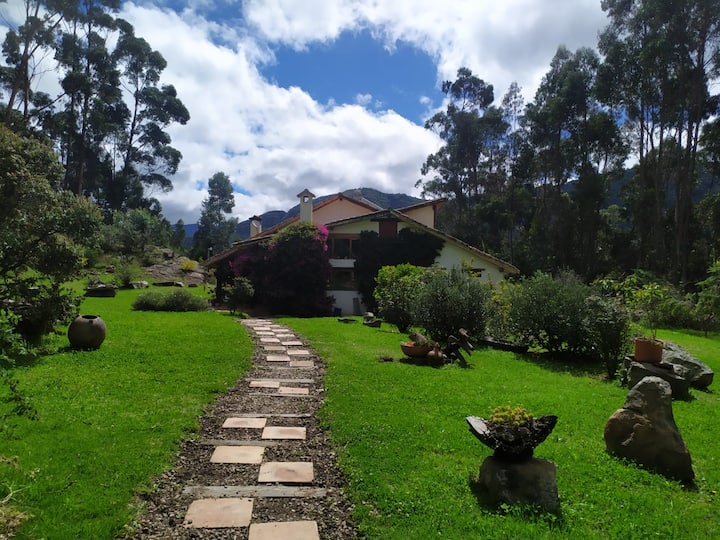 Hermosa Casa En El Campo - Ubaté