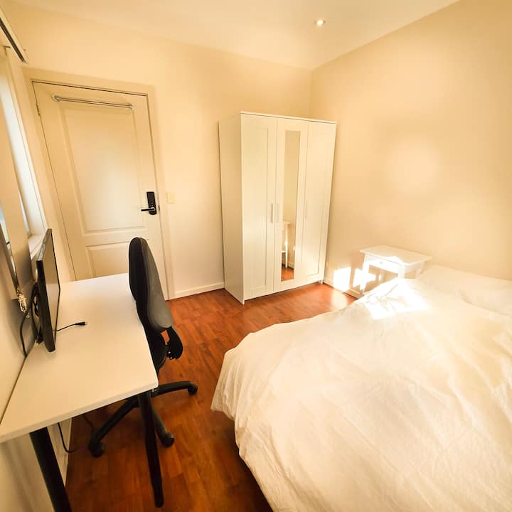 The "Mini-maino" - Surry Hills