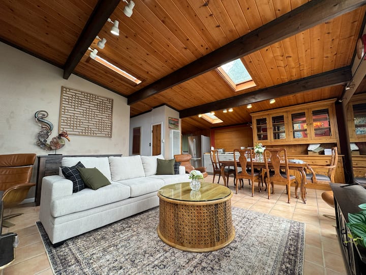 Serene Pacific Grove Getaway - Pacific Grove, CA