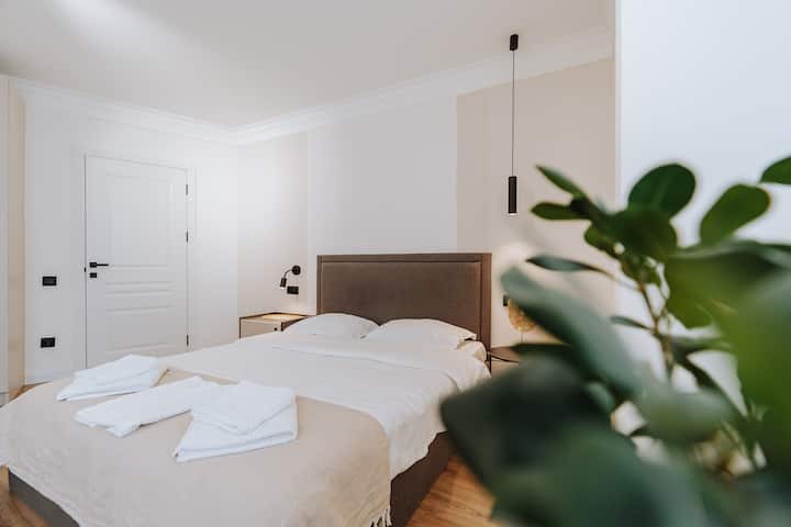 Comfortable 1br -Work Desk - Steps From Oasis Mall - Chișinău