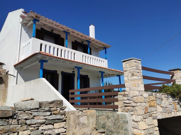 Masionette George Old Village - Alonissos