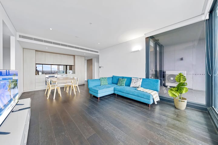 Convenient & Modern 2 Bedroom - Parramatta