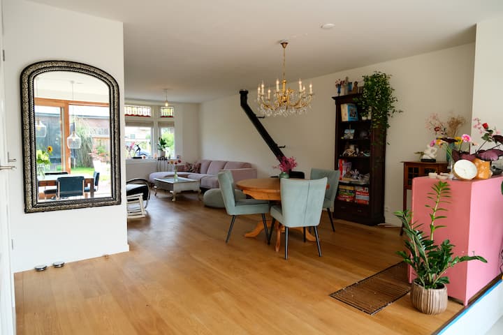 Charmant Ruimtelijk Huis In Landelijk Amsterdam - Amsterdam
