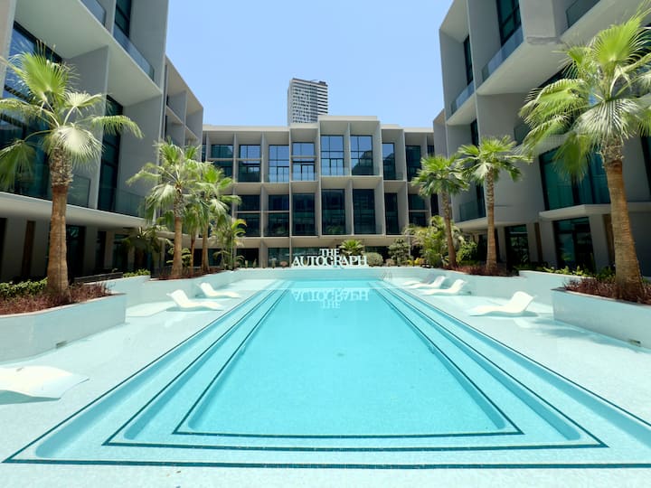 Spacious Studio Apartment With Big Terrace - Dubai