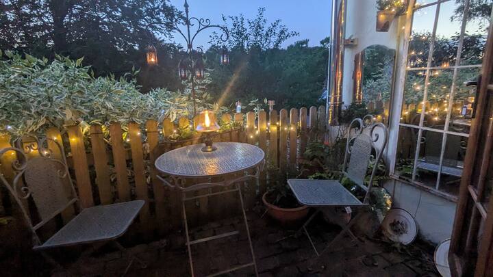Stylish And Cosy Glastonbury Festival Cottage - Glastonbury