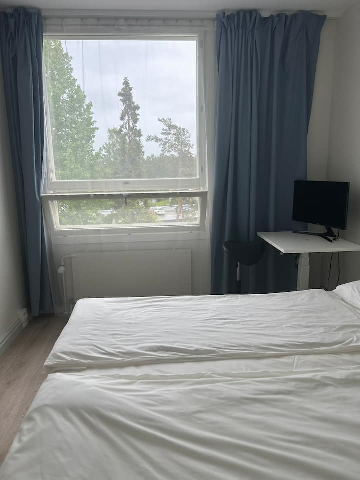 Snug Work-friendly Private Room - Helsinki