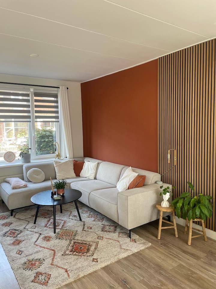 Hoekwoning Met Grote Tuin - Nijmegen
