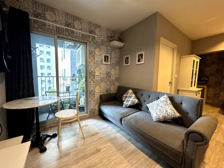 Best Room For 4 Pax 350m To Train Station - Bangkok