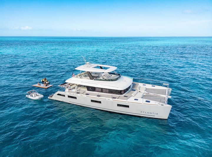 Luxurious "Atlantia" 2020 6-bedrooms 64ft Yacht - Key West, FL