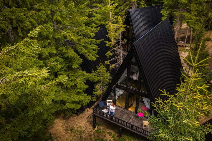 Zlatair Black Boutique - Serbie