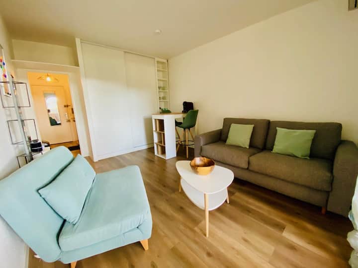 Studio Calme & Agréable Au Port - Hyères