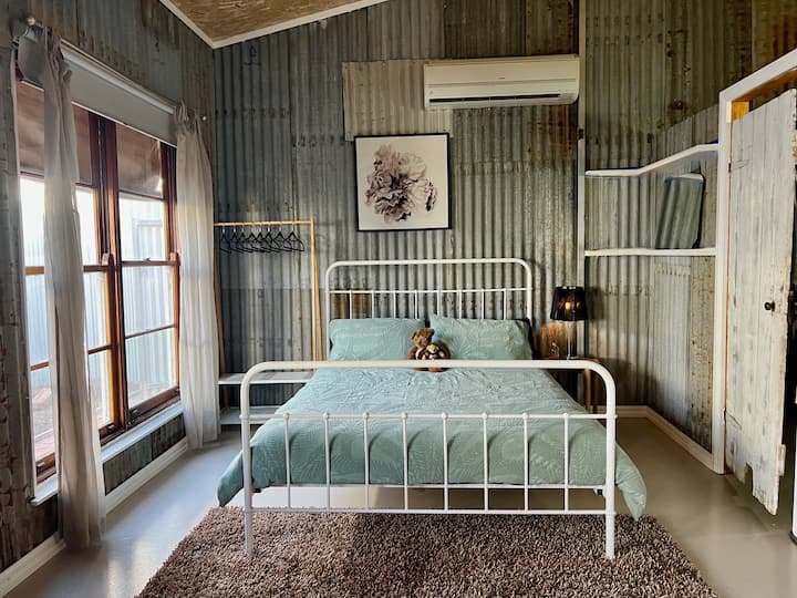 Rustic Studio In Numurkah - Numurkah