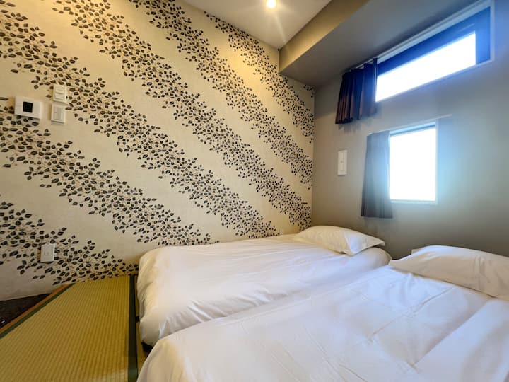 Hostel Hangout-twin Room-日式床垫-共用卫浴 - Osaka
