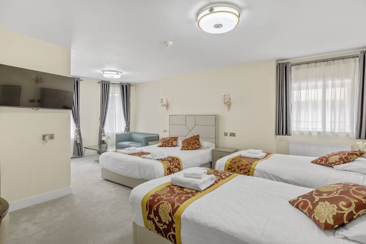 Deluxe Family Room, City Centre 4* Boutique Hotel - Plymouth