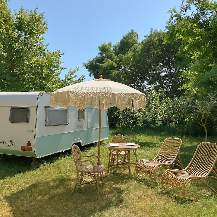 Caravana Vintage En Breda - Catalonia