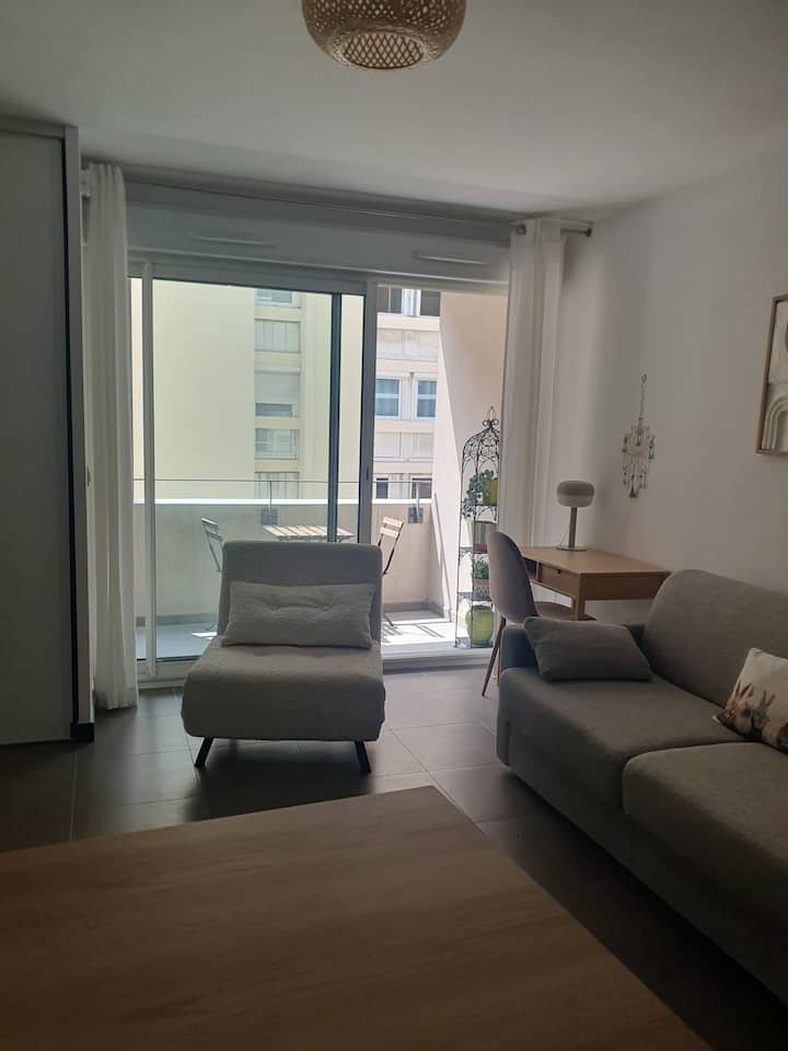 Studio Tout Confort Avec Balcon Plage Des Catalans - Marseille