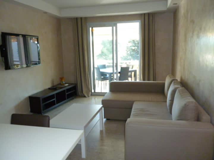 Joli Appartement De Type T2 Au Calme Proche Plages - Sanary-sur-Mer