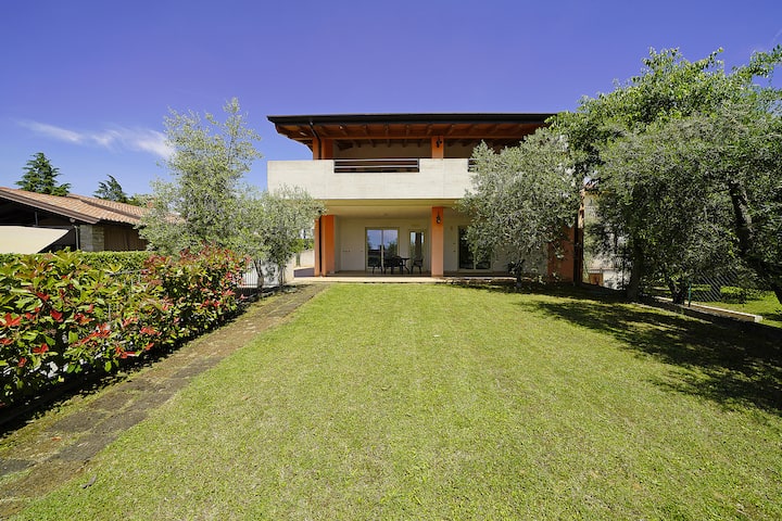 Orange Apartments - Manerba del Garda