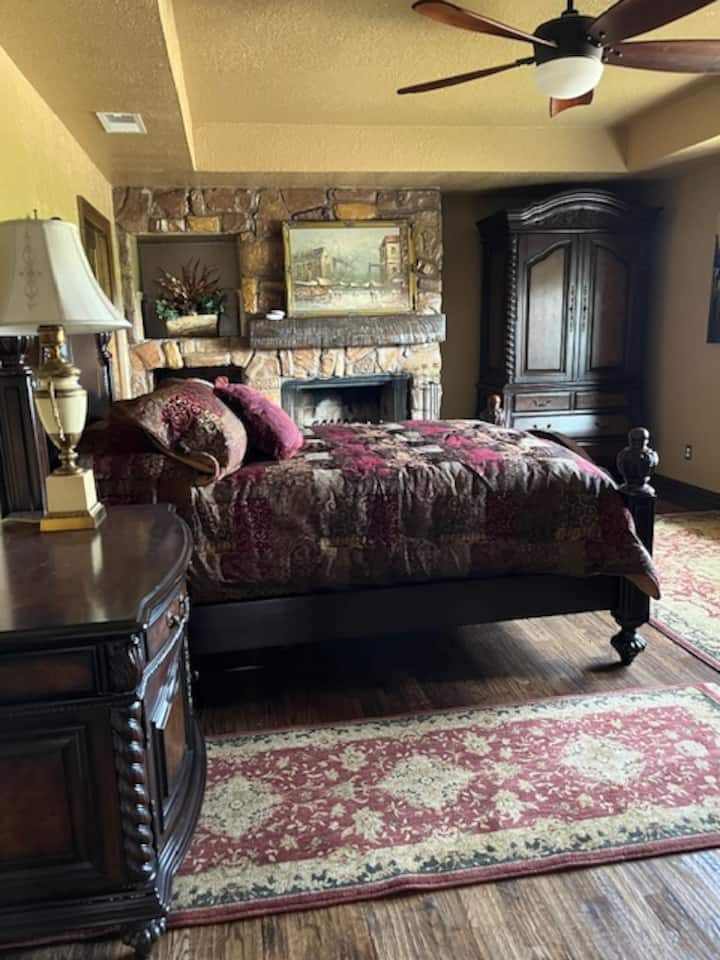 Tuscany Room - McKinney, TX
