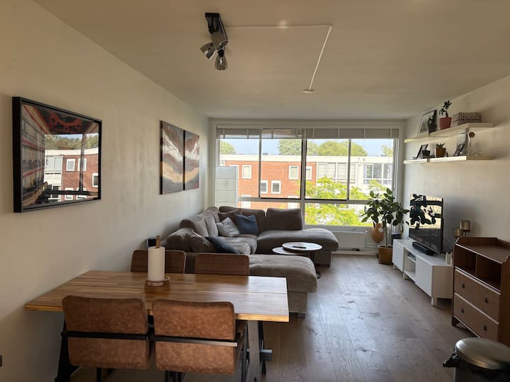 Ruim & Licht Appartement In Amsterdam Zuid - Amsterdam