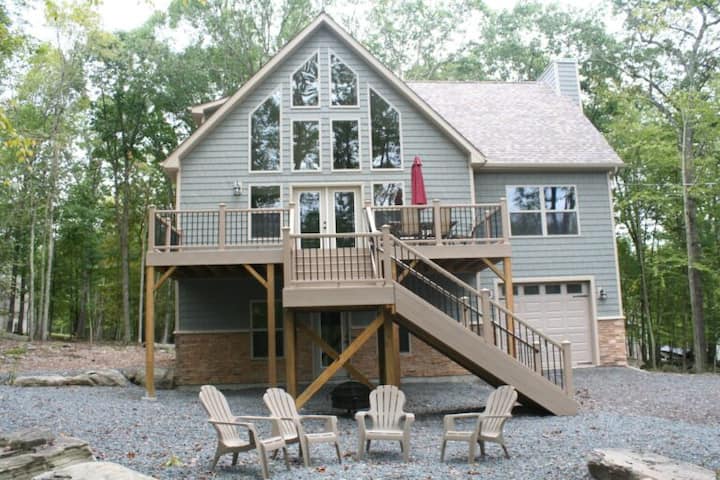 Masthope 5 Br 3 Ba Chalet Lrr159 - Narrowsburg, NY