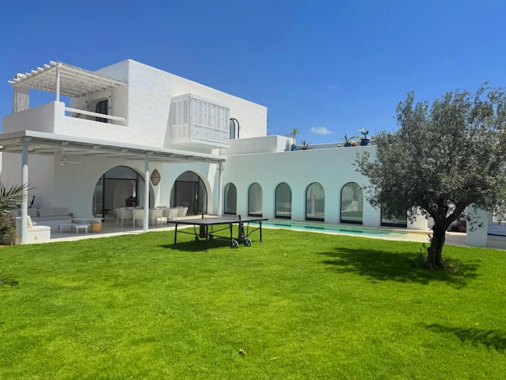 Magnifique Villa Avec Piscine - Hammamet