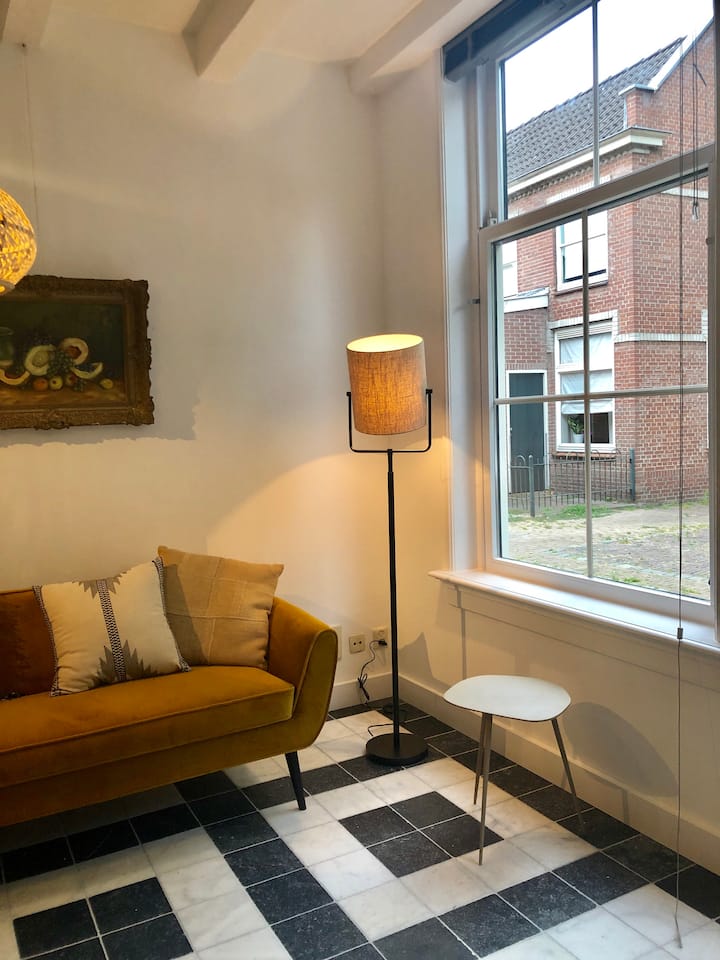 Unique Historical Citycentre Hotel Suite - Leiden
