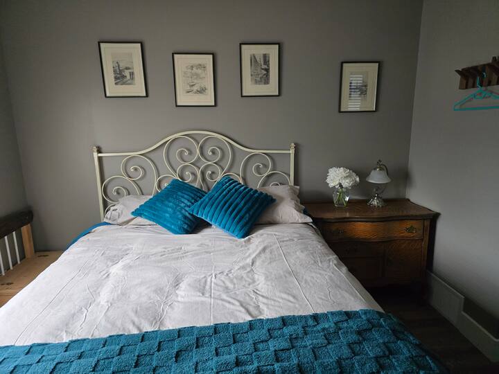 1 Bdrm Suite W/full Amenities. - Kelowna
