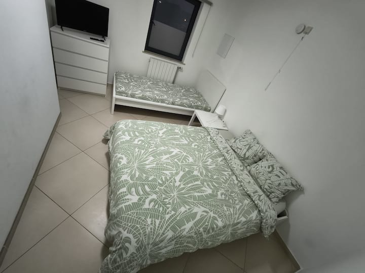 Villa 7 Chambres 18 Personnes - Charleroi