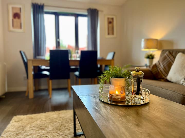Comfortable City Escape | 2-bed Apartment +Parking - Glasgow