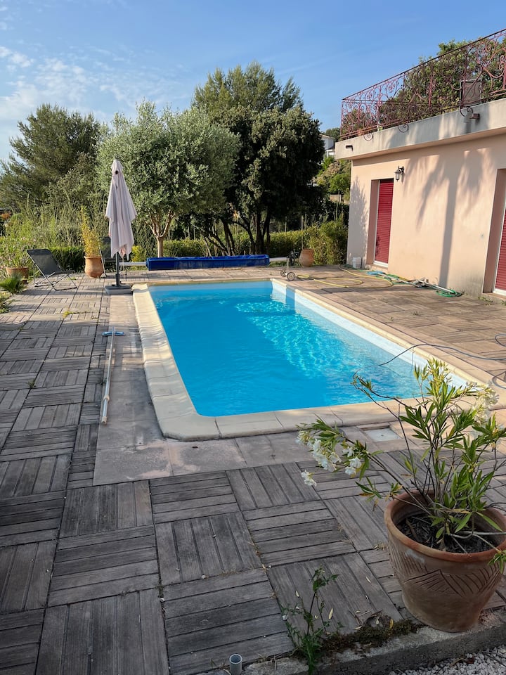 Villa Piscine 4 Personnes - Saint-Gély-du-Fesc