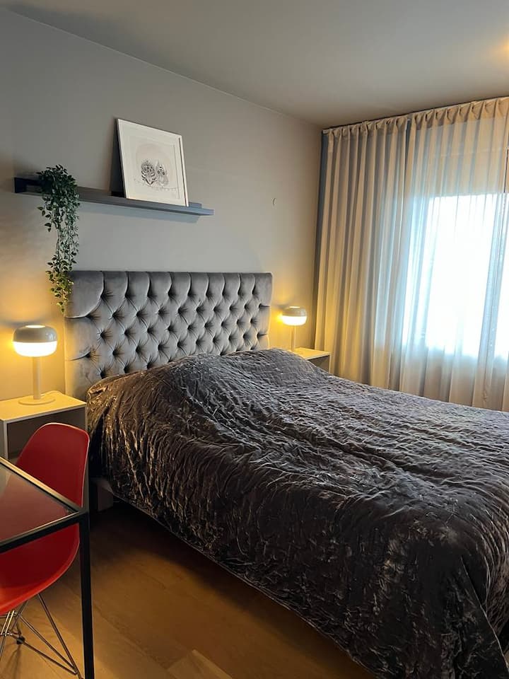 Cozy Apartment In Kopavogur - Reikiavik