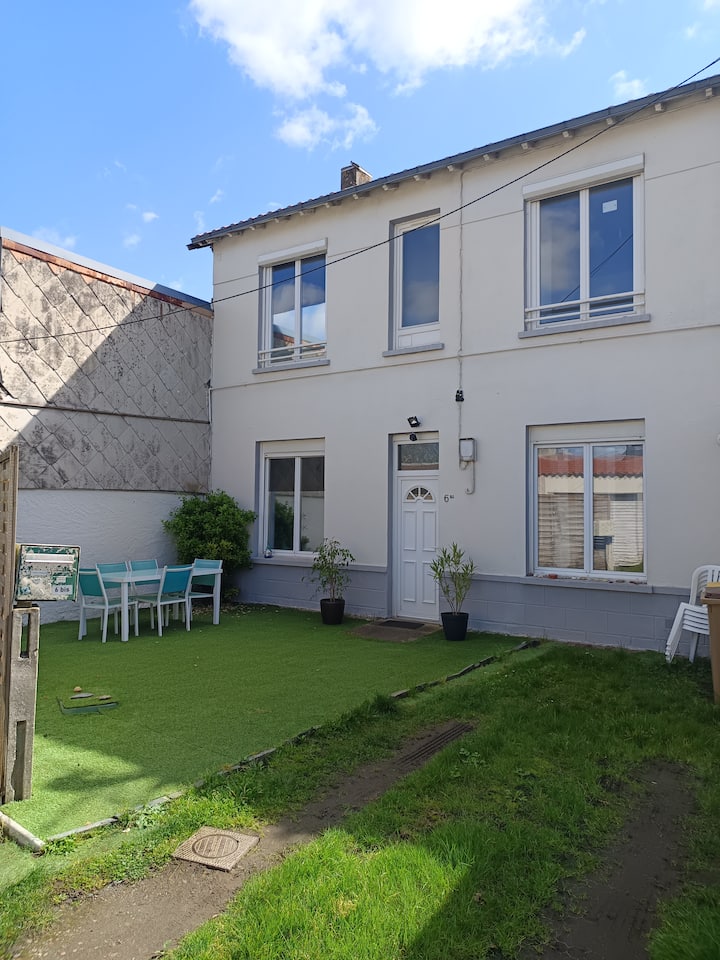 Maison Entiere Proche Gare - Cholet