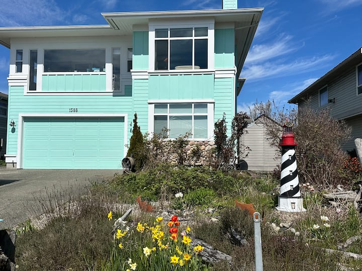 Poppy's Place - Ladner