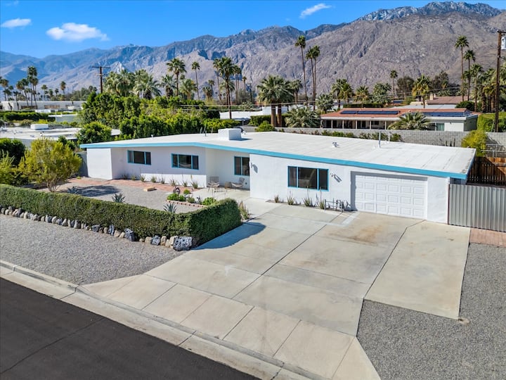 Mid-century Meiselman Retreat - Palm Springs, CA
