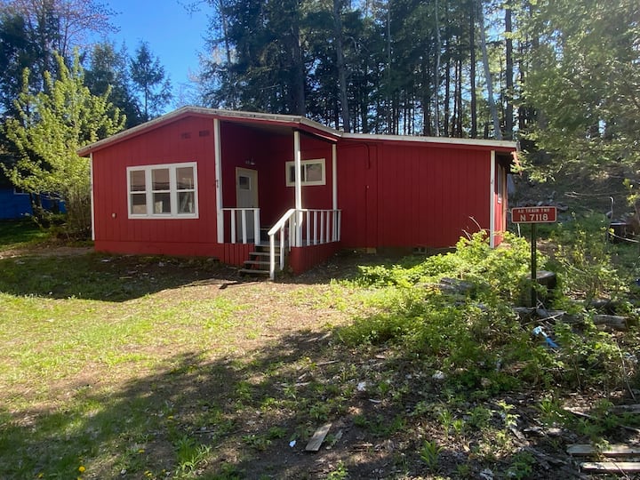 Autrain Cabin, Newly Remodeled - Au Train, MI