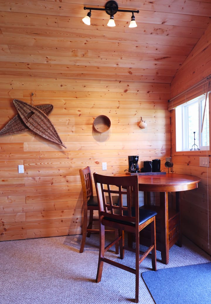 Trappers Cabin On A Sleddog Farm - Alberta