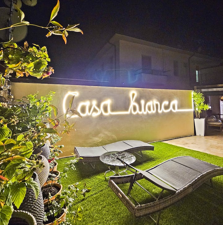 Casabianca Luino | Terracelounge - Luino