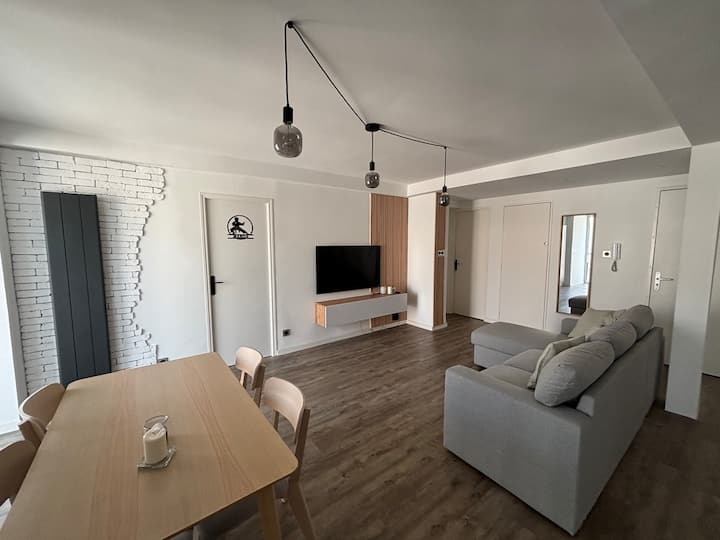 T4 Rénové 3 Grandes Chambres - Marsiglia