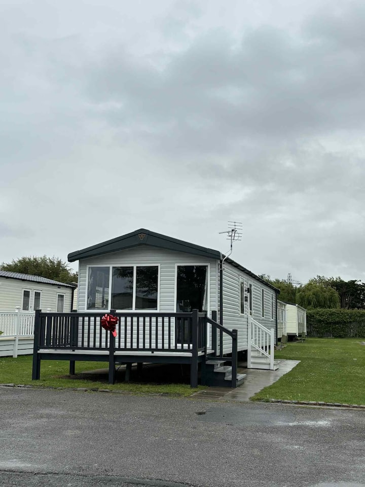 Brand New Deluxe @ Marine Park - Rhyl