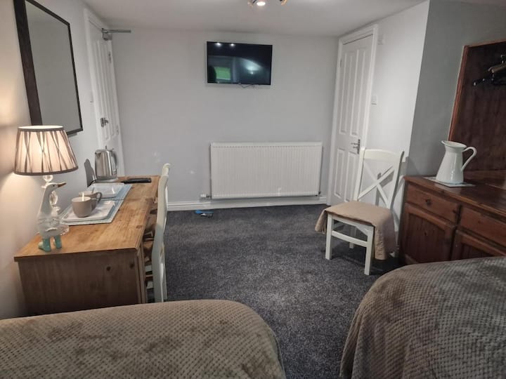 The Teviotside - Room 1 - Hawick