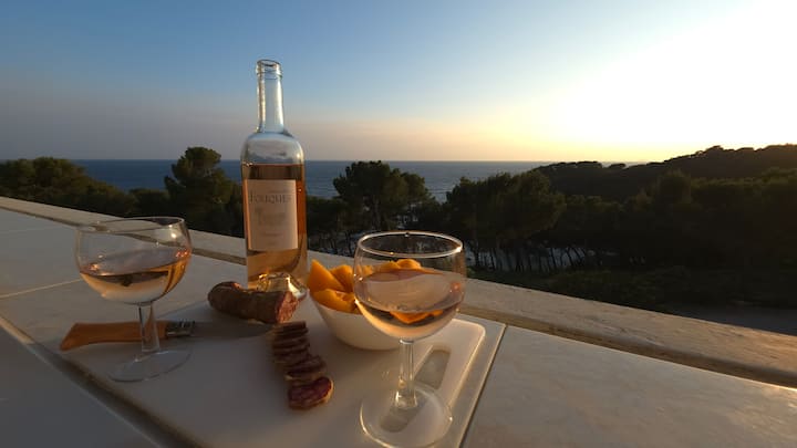 Athena- Magnifique Appartement Vue Mer, 2 Piscines - Bandol