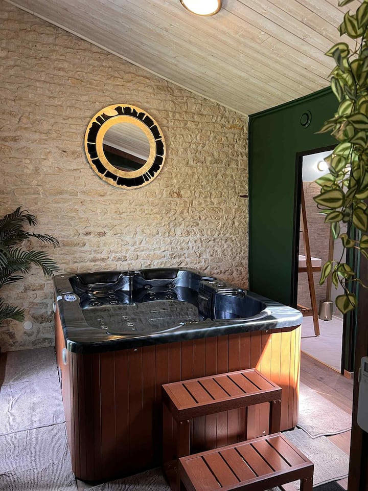 Gîte Avec Spa Privatif 2 Pers (4 Avec Supplément) - Surgères