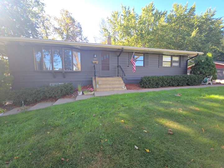 Charming Stillwater Home! - Stillwater, MN