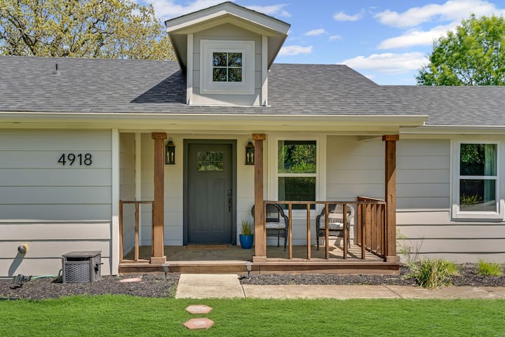 5br Retreat On 1.5 Acre | Denton | Sleeps 10 - Denton, TX