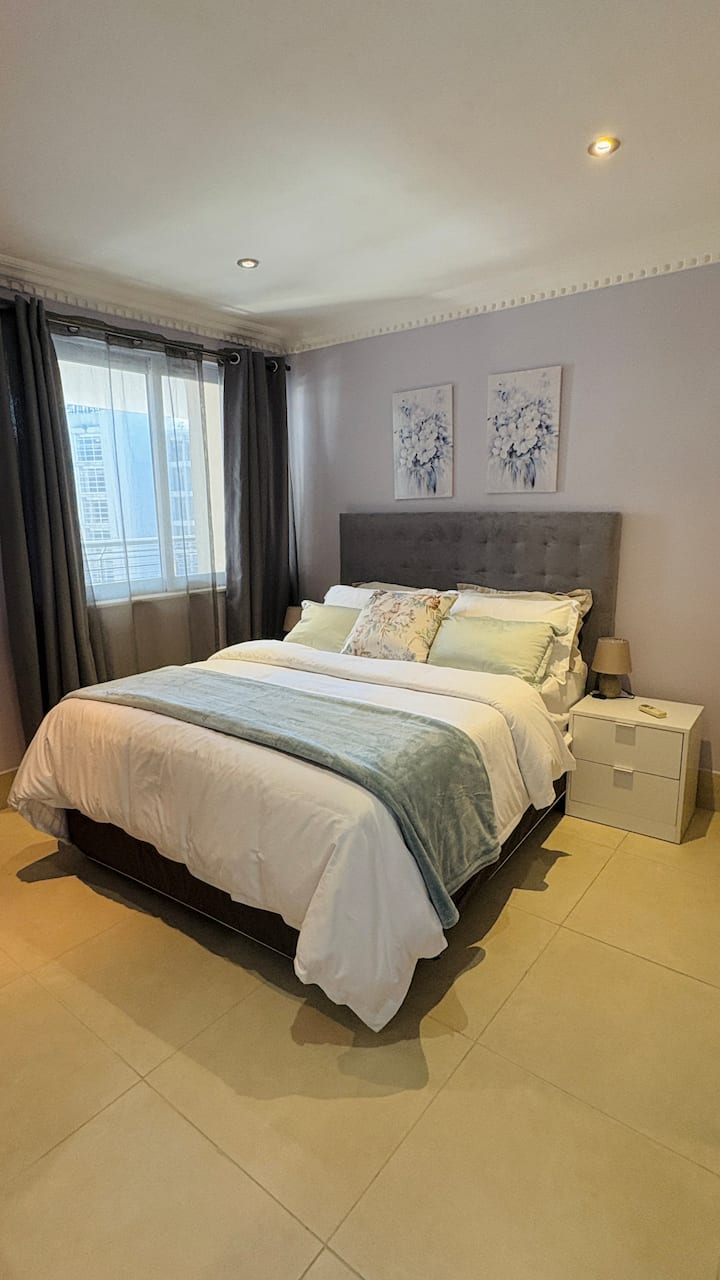 Tranquil 2 Sleeper In Point Waterfront - Durban