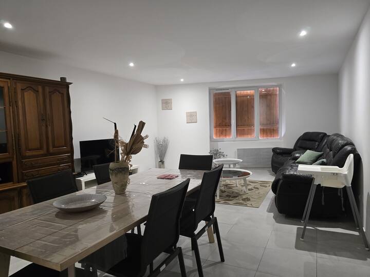 Maison : 2 Logements Séparés - Ardèche